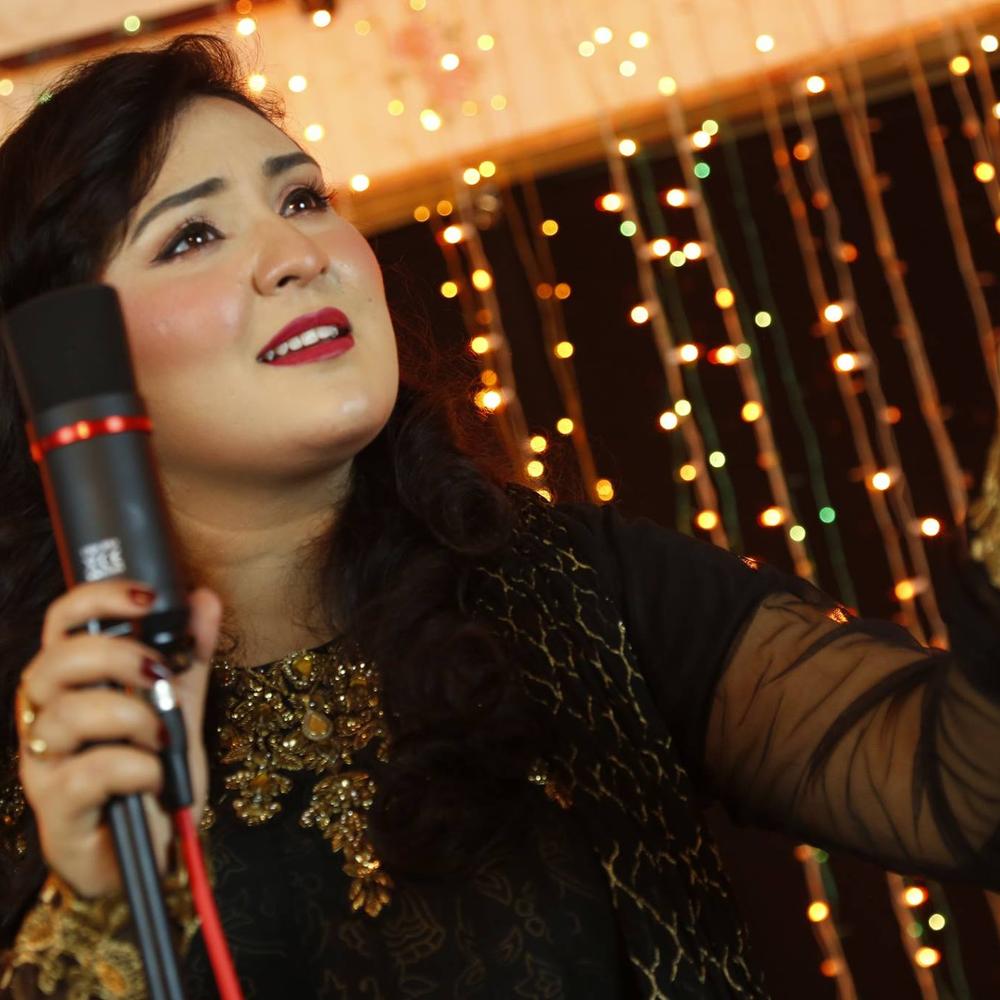 Pakistani Singer Sara Raza Khan