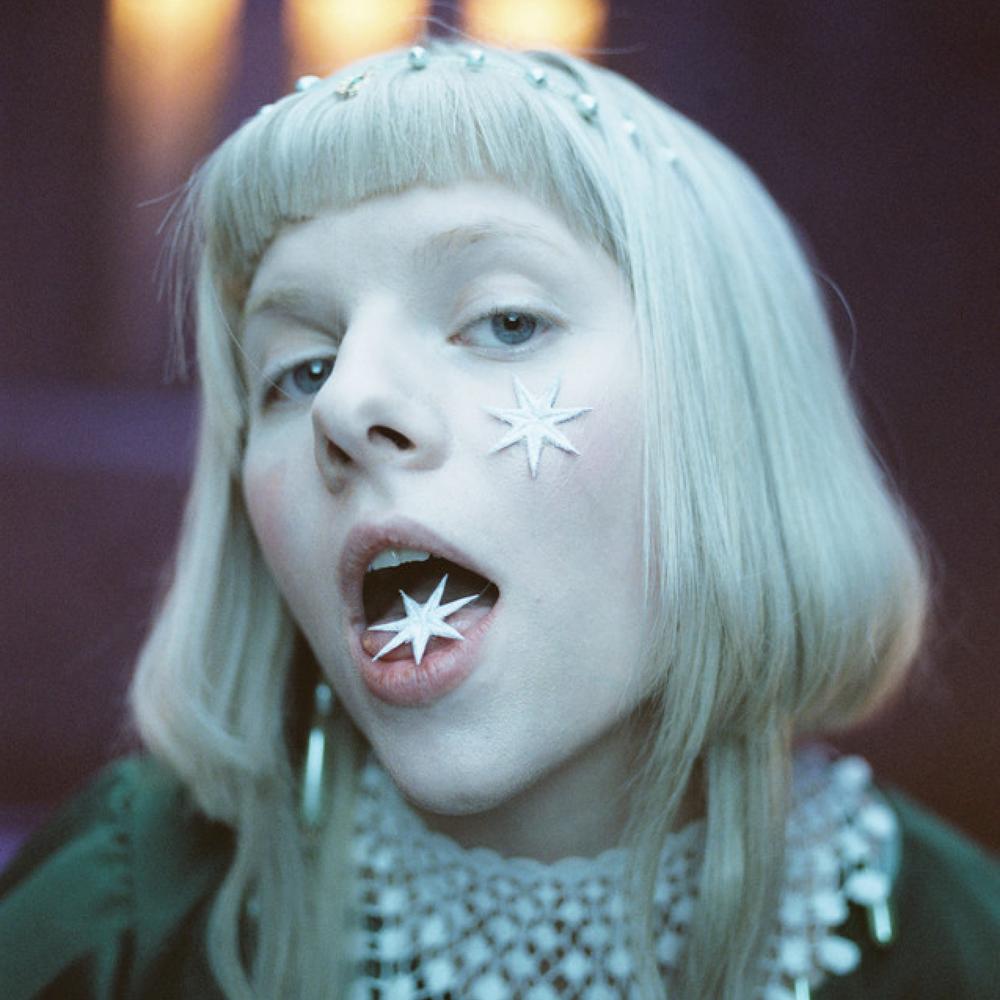 Lisa Scarborough's Instagram, Twitter & Facebook on IDCrawl