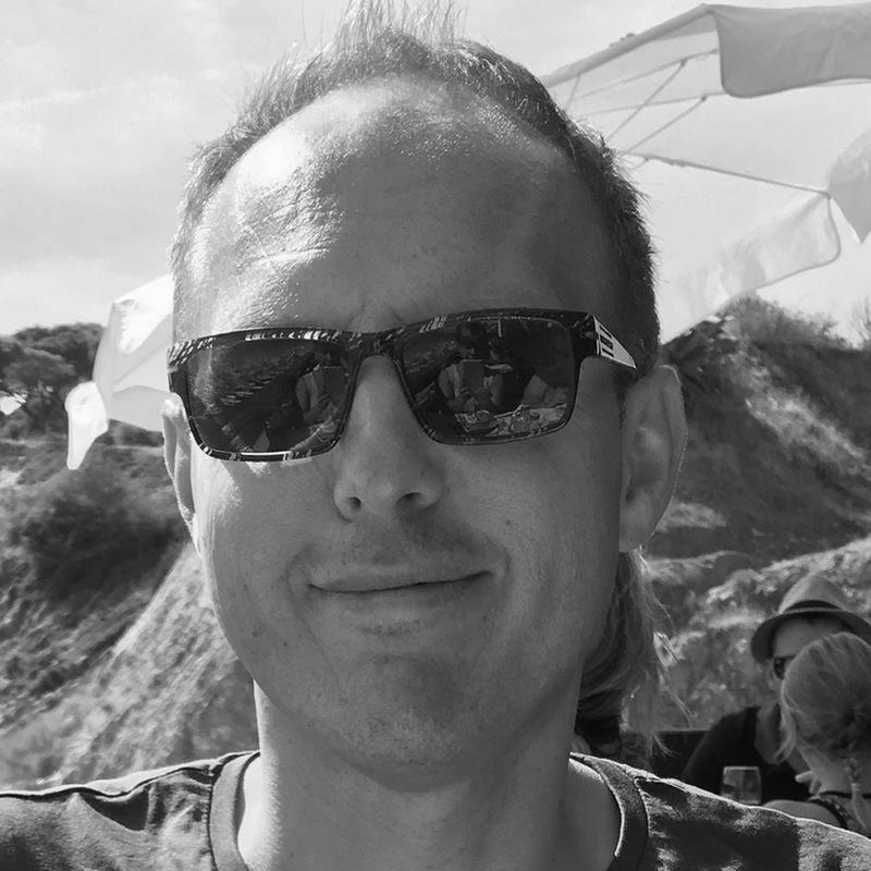 Martina Moon's Instagram, Twitter & Facebook on IDCrawl