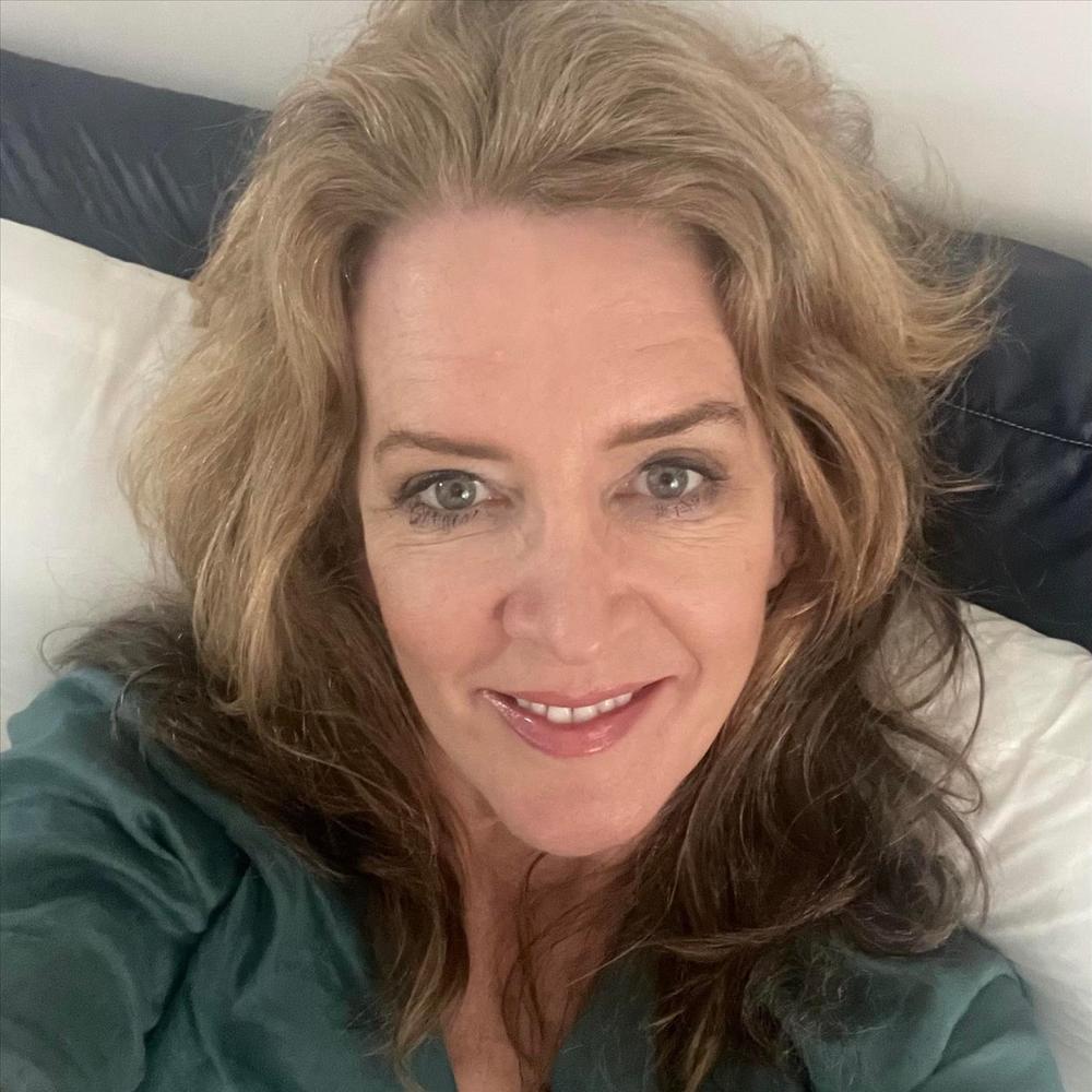 Suzie Baker's Instagram, Twitter & Facebook on IDCrawl